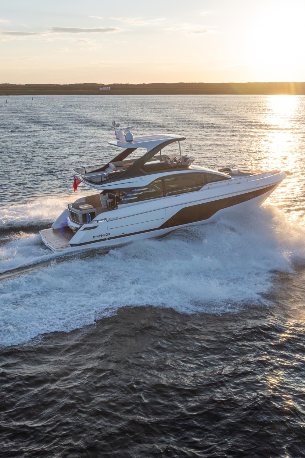 Fairline Yachts Americas | Luxury Motor Yachts