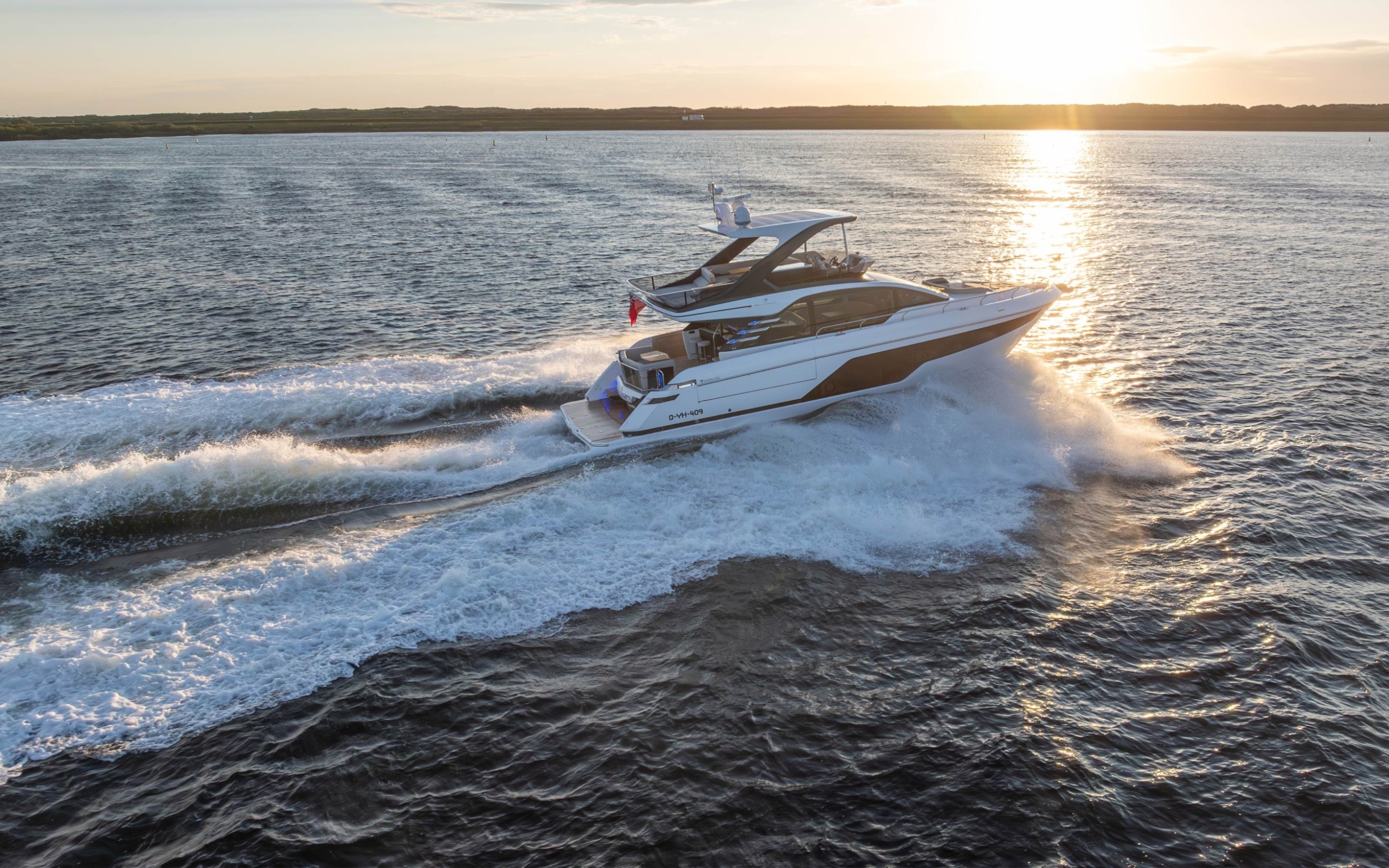 Fairline Yachts Americas | Luxury Motor Yachts